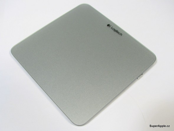 Logitech Rechargeable Trackpad: multidotykáč odjinud [Zkušenosti]